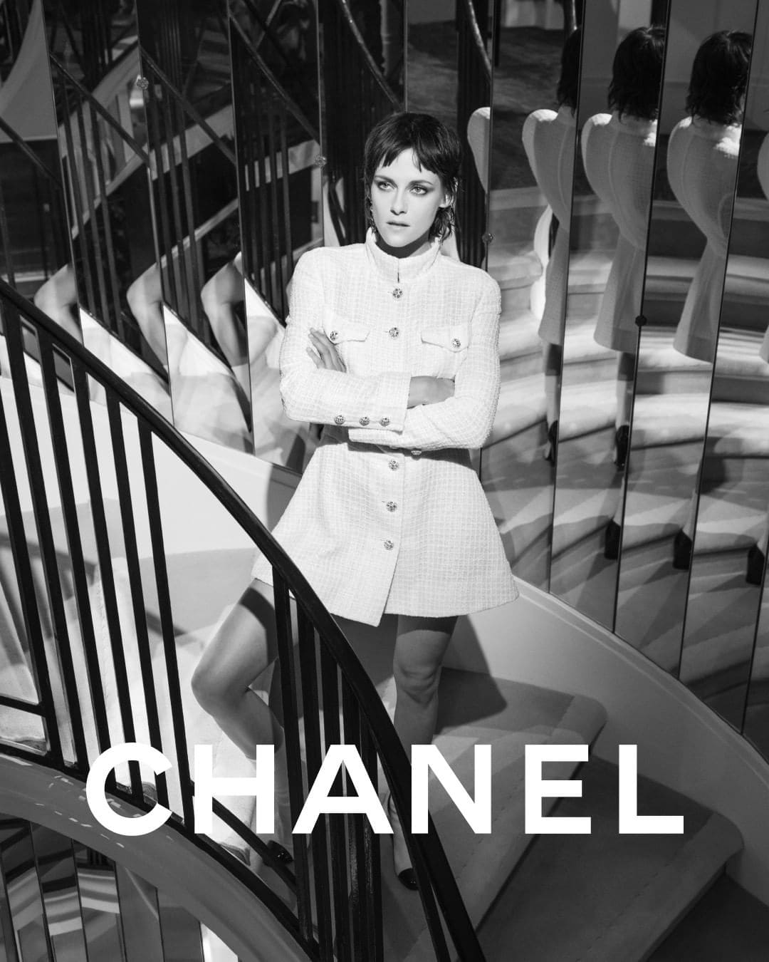 Kristen Stewart protagoniza la nueva campaña de Chanel SS23 - Marie ...