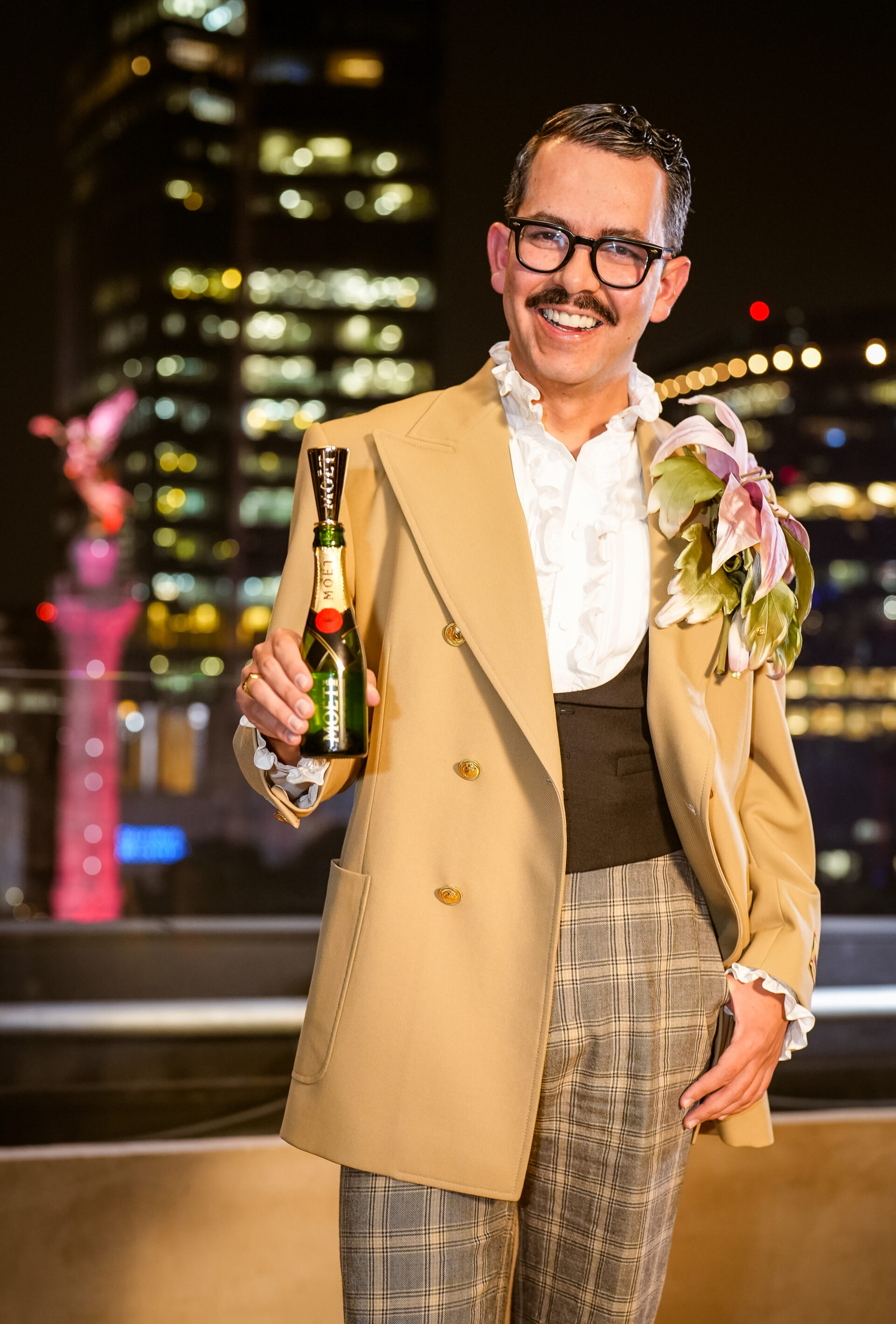 Moët & Chandon y Manolo Caro cierran el año brindando por el futuro del ...