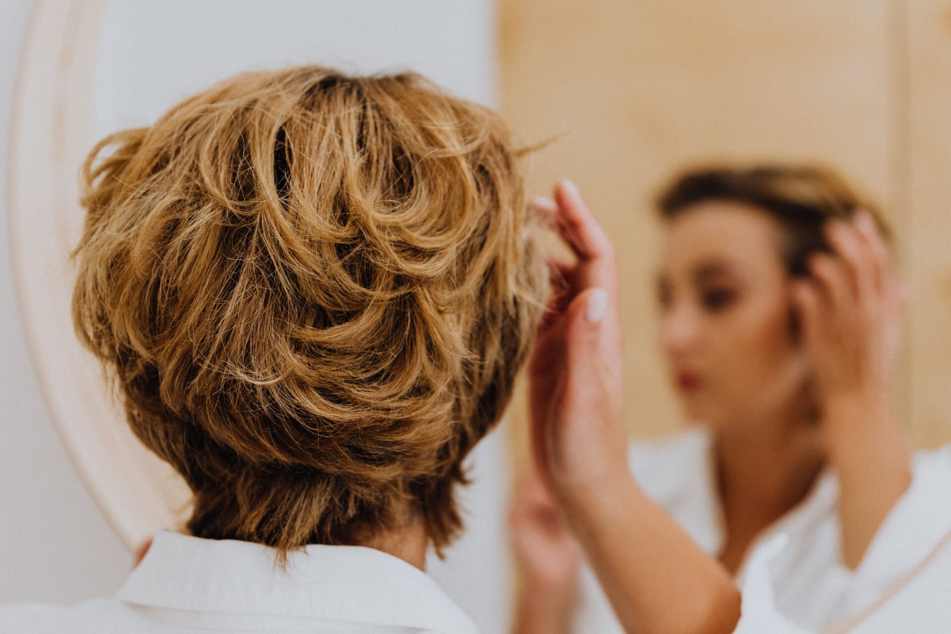 ¿Cómo cortarse el cabello en casa? Esta es la guía para hacerlo ...
