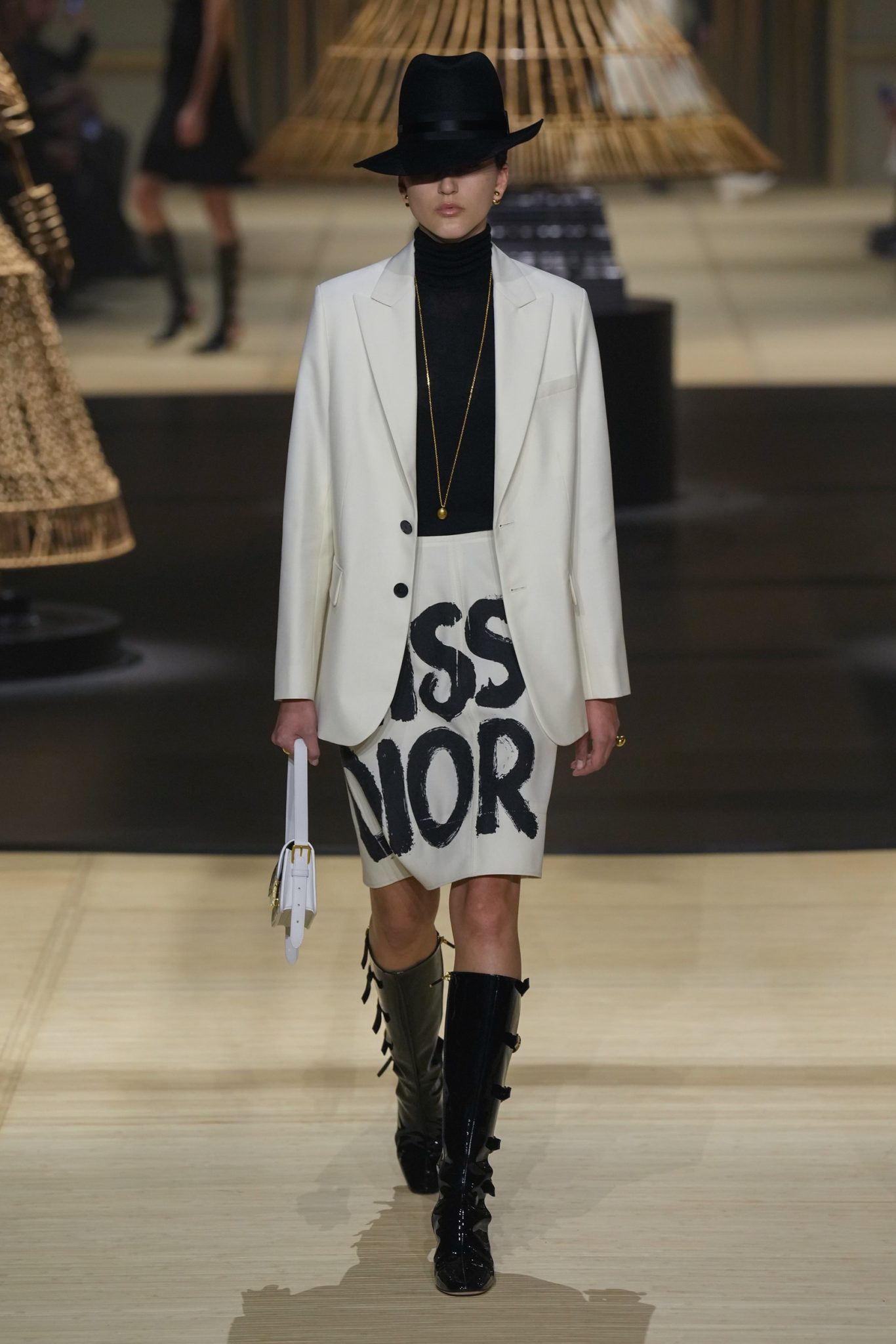 PFW AW24: Dior como una oda a la verdadera Miss Dior - Marie Claire México