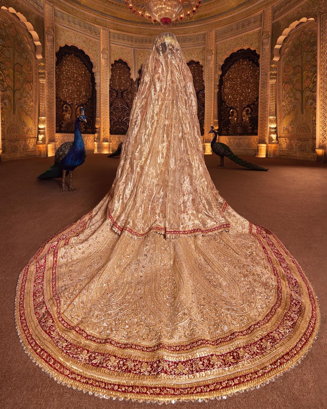 Radhika Merchant: Desciframos los detalles de sus atuendos de su boda ...
