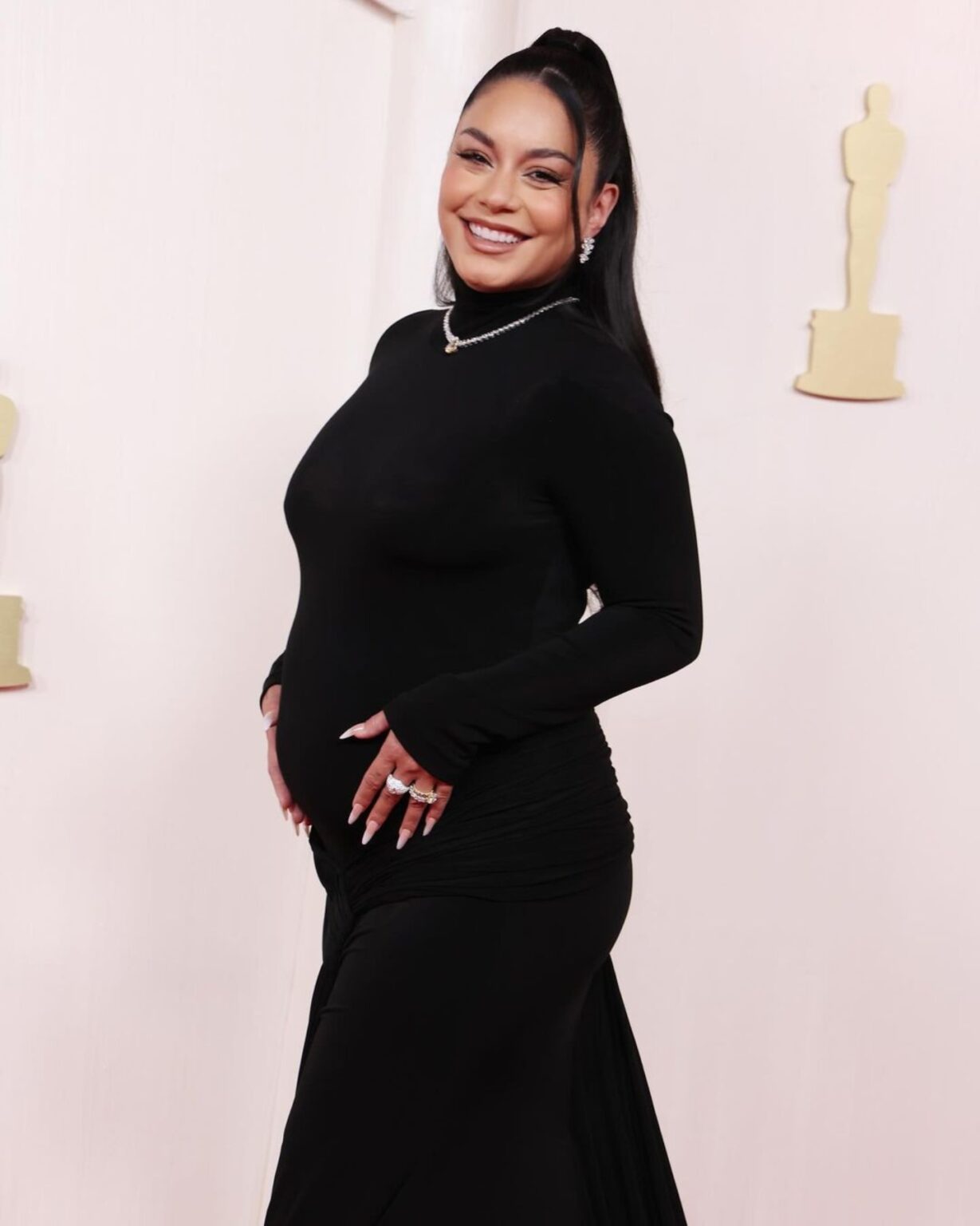 Vanessa Hudgens recibe a su primer bebé junto a Cole Tucker - Marie ...
