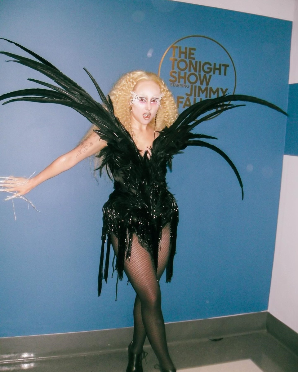 Chappell Roan: la artista se sincera sobre el costo de la fama