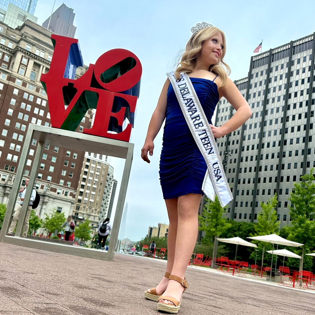 Kayla Kosmalski Primera Miss SimpatÃa Con SÃndrome De Down