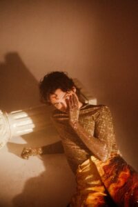 Humbe lanza ARMAGEDÓN, un disco hecho por el universo - Marie Claire México