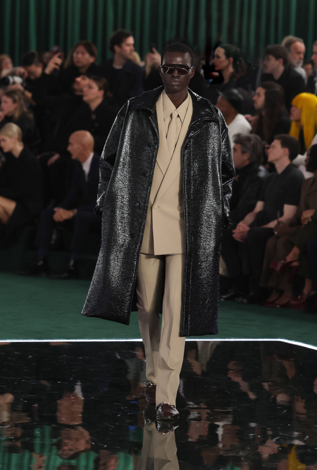 Gucci Otoño-Invierno 2025: Elegancia atemporal en Milán