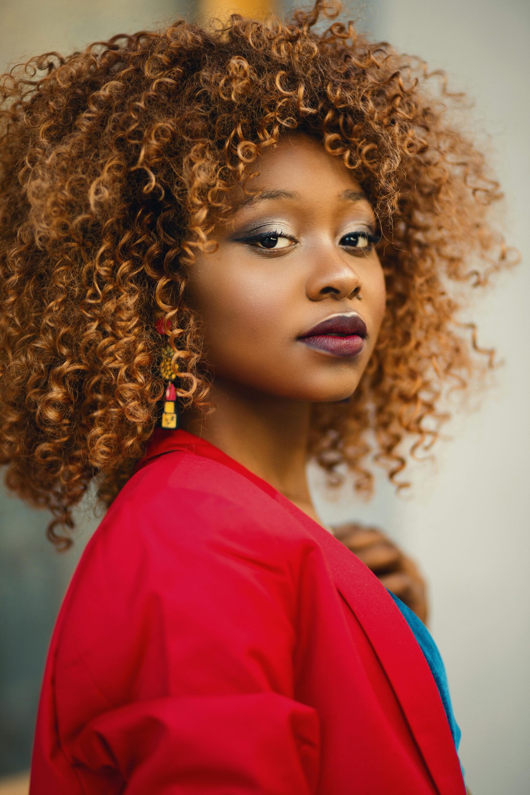 Cuidado del cabello rizado: Tips para rizos definidos y saludables