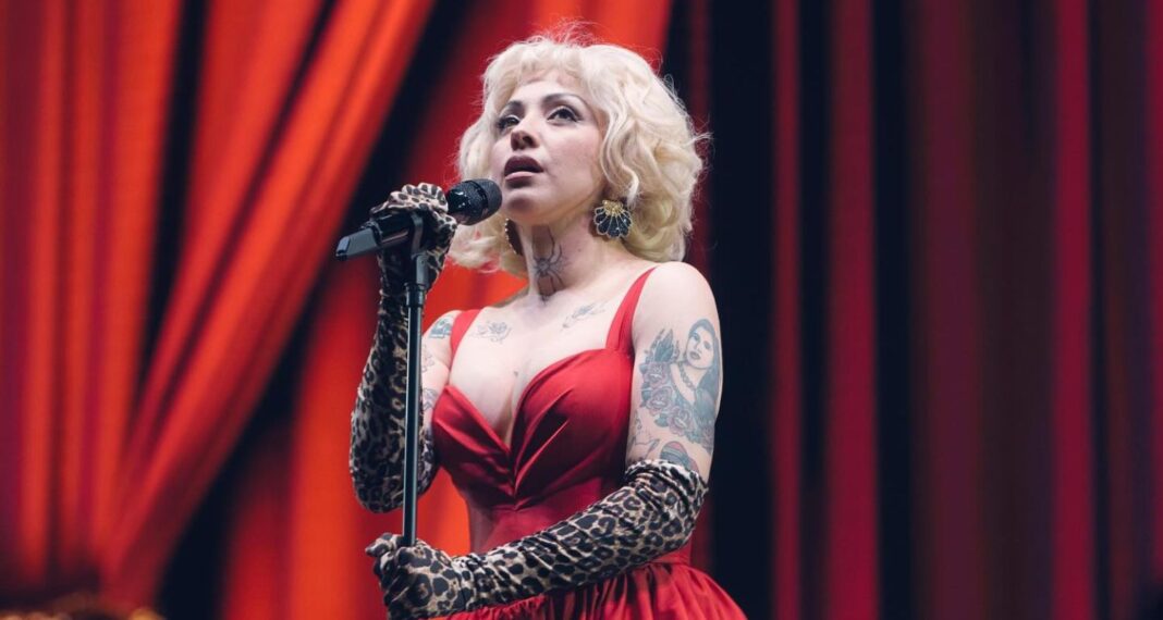 Mon Laferte: Biografía, historia, música y activismo
