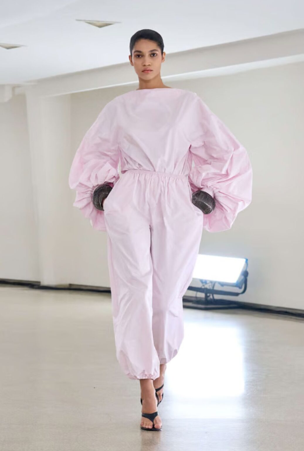 Moda Primavera Verano 2025: Tendencias Imprescindibles para Mujer