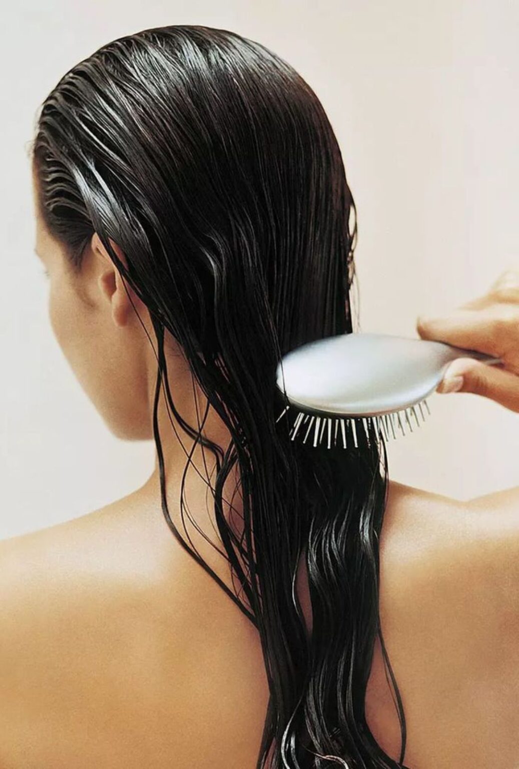 Hair Gloss: El tratamiento capilar viral para un cabello brillante