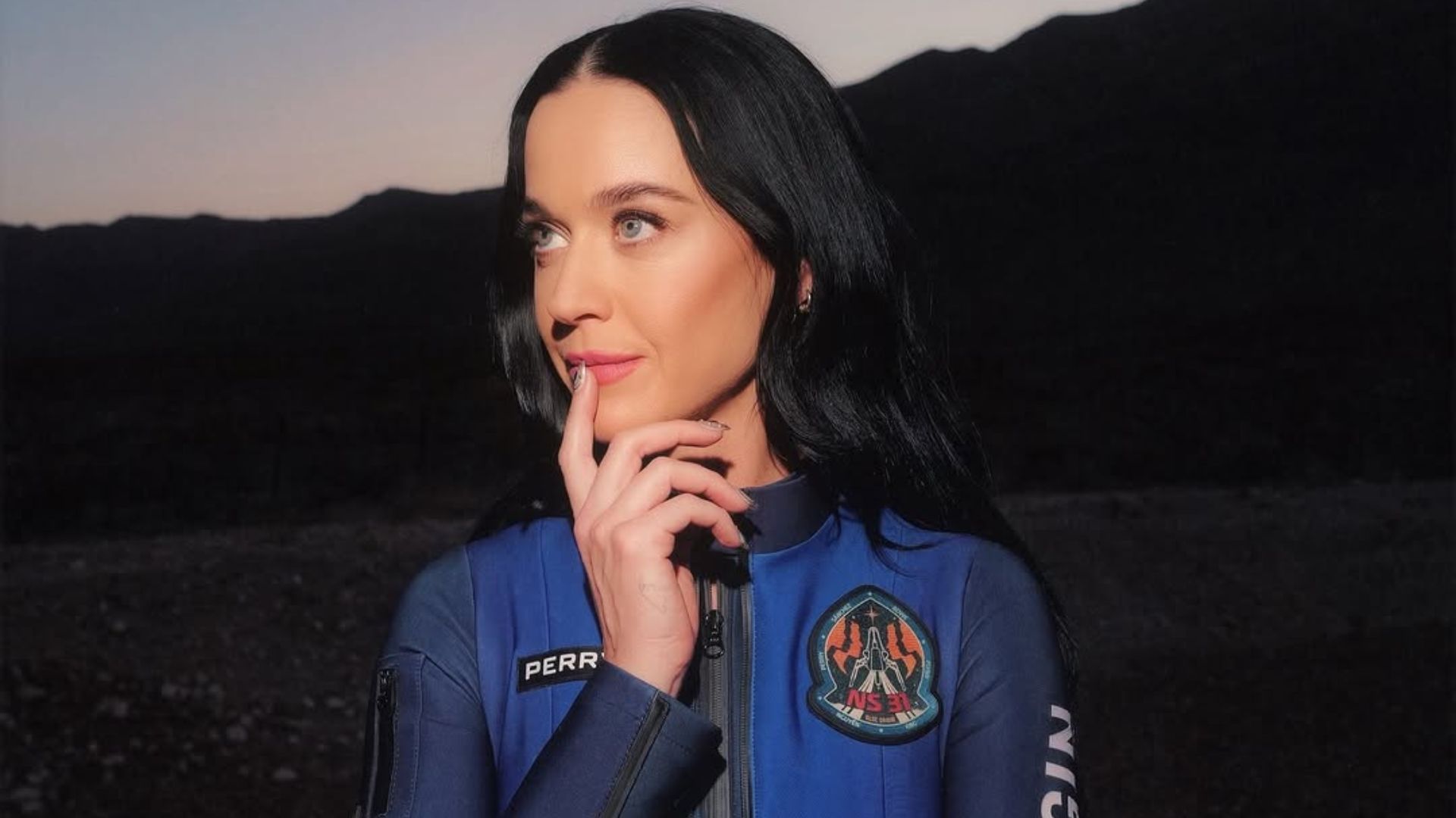 ¿Qué significan la pluma y la tortuga en la misión espacial de Katy Perry?