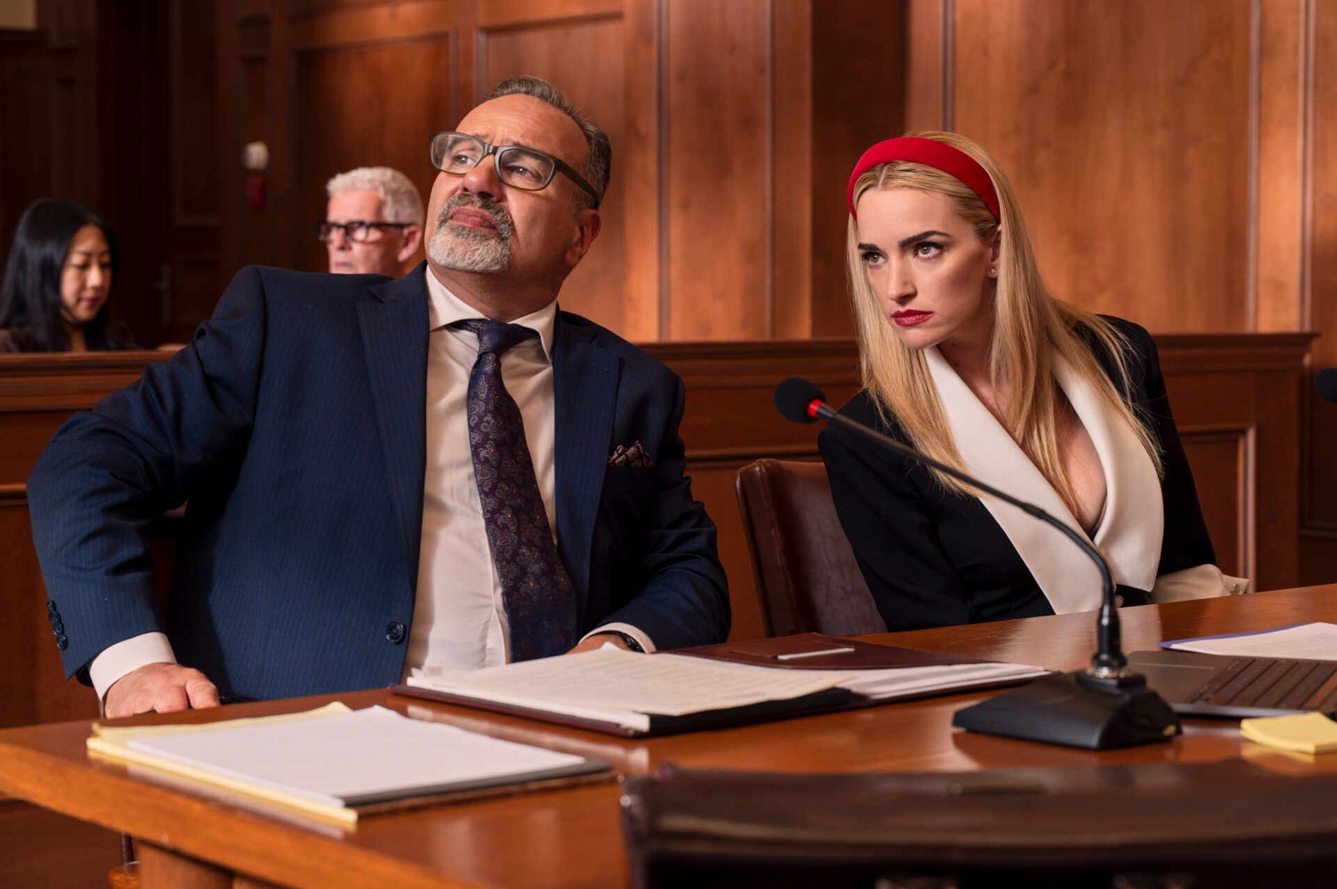 Brianne Howey: biografía, películas y series de la actriz de Ginny y ...