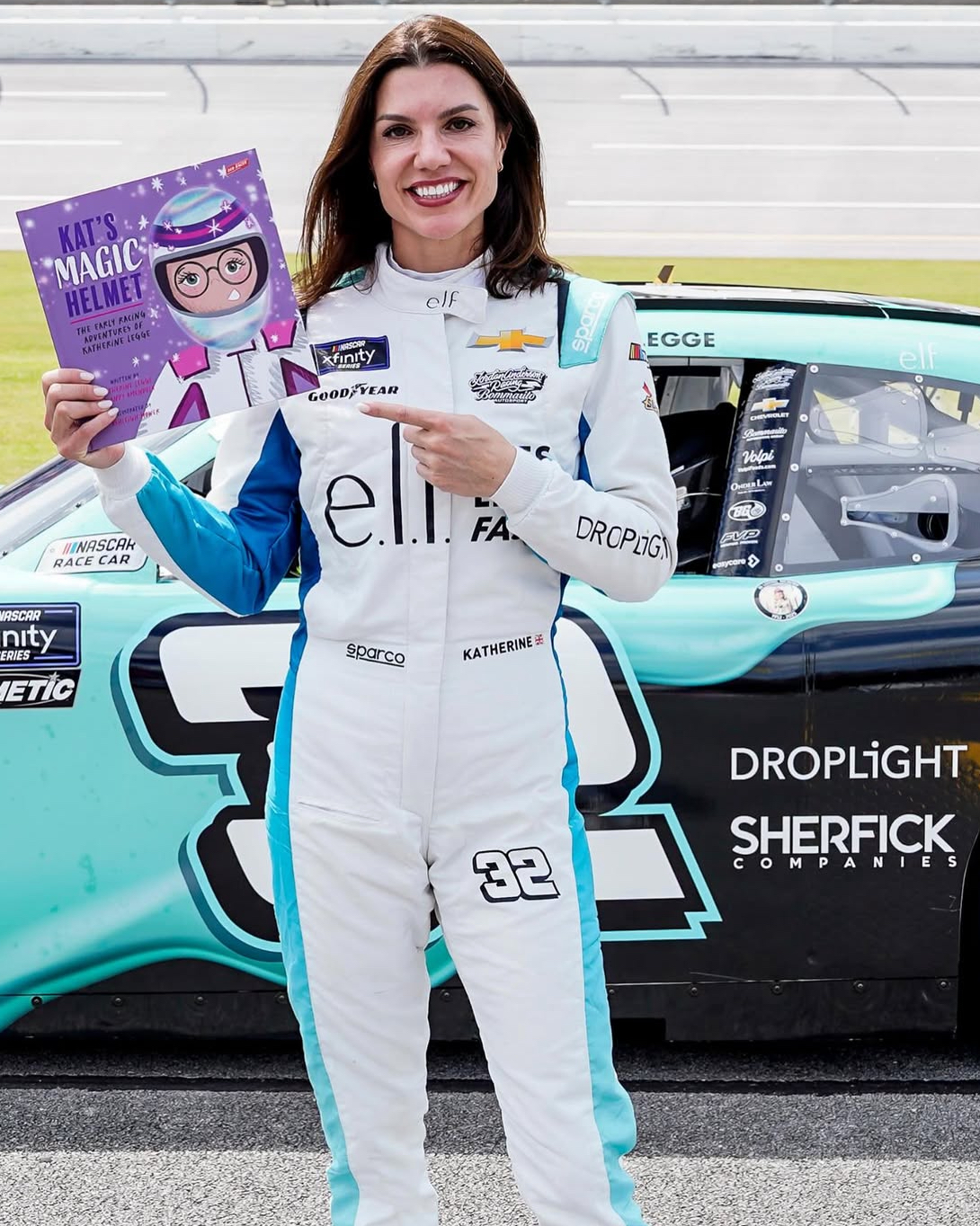 Katherine Legge: Biografía de la piloto de automovilismo