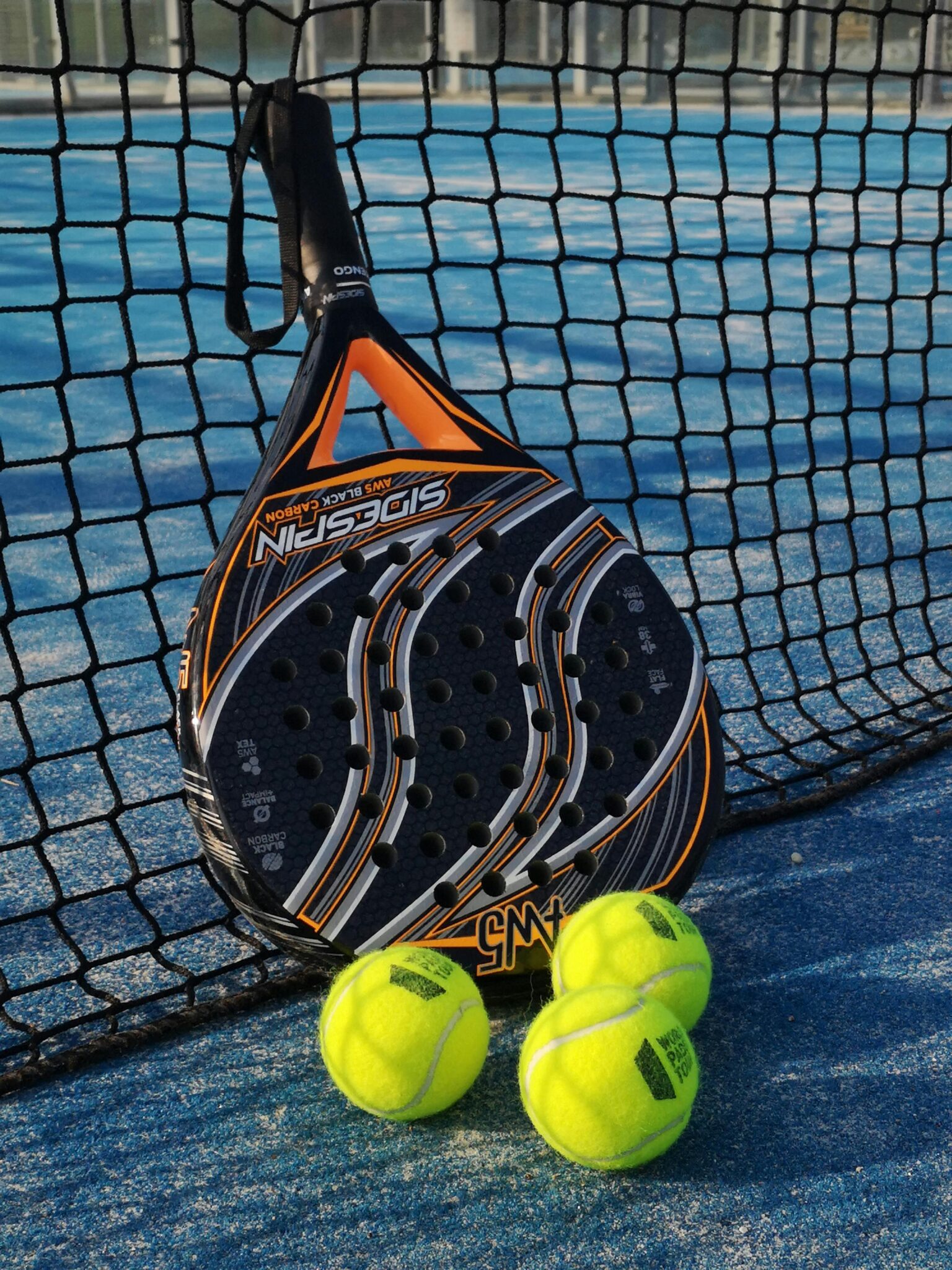 Pádel: Qué es, reglas básicas y diferencias con el tenis