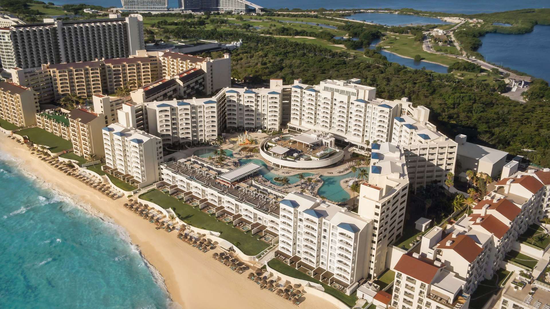 ¿Qué incluye el Hilton Cancún Mar Caribe All-Inclusive Resort?