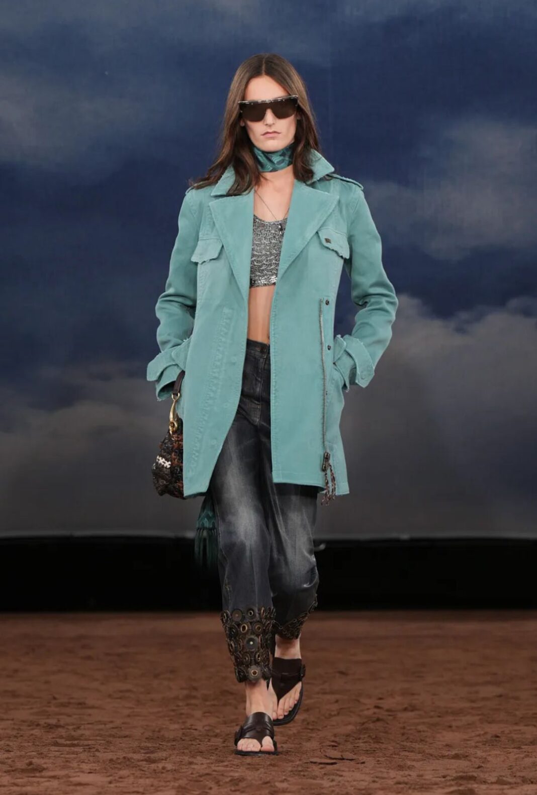 Burberry SS26: Una colección que presenta su verano más audaz