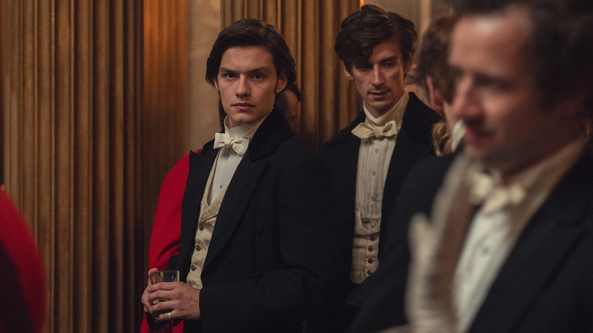 Louis Partridge: Biografía del actor de La Casa Guinness