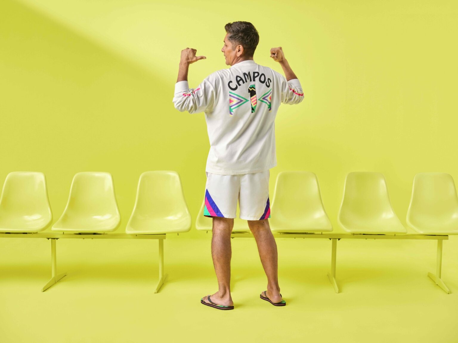 American Eagle x Jorge Campos: Una colección llena de color